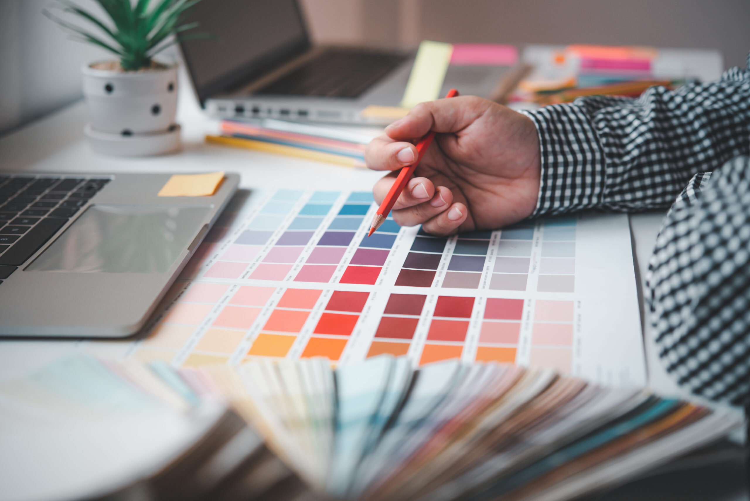 Création d'identité visuelle et charte graphique - Kaizen Agency